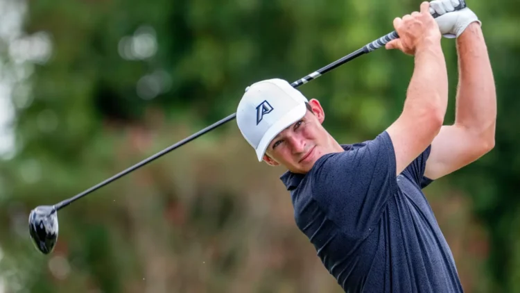 Stefan Jacobs Comes in 12th as Men's Golf Finishes the Fall in 11th ...